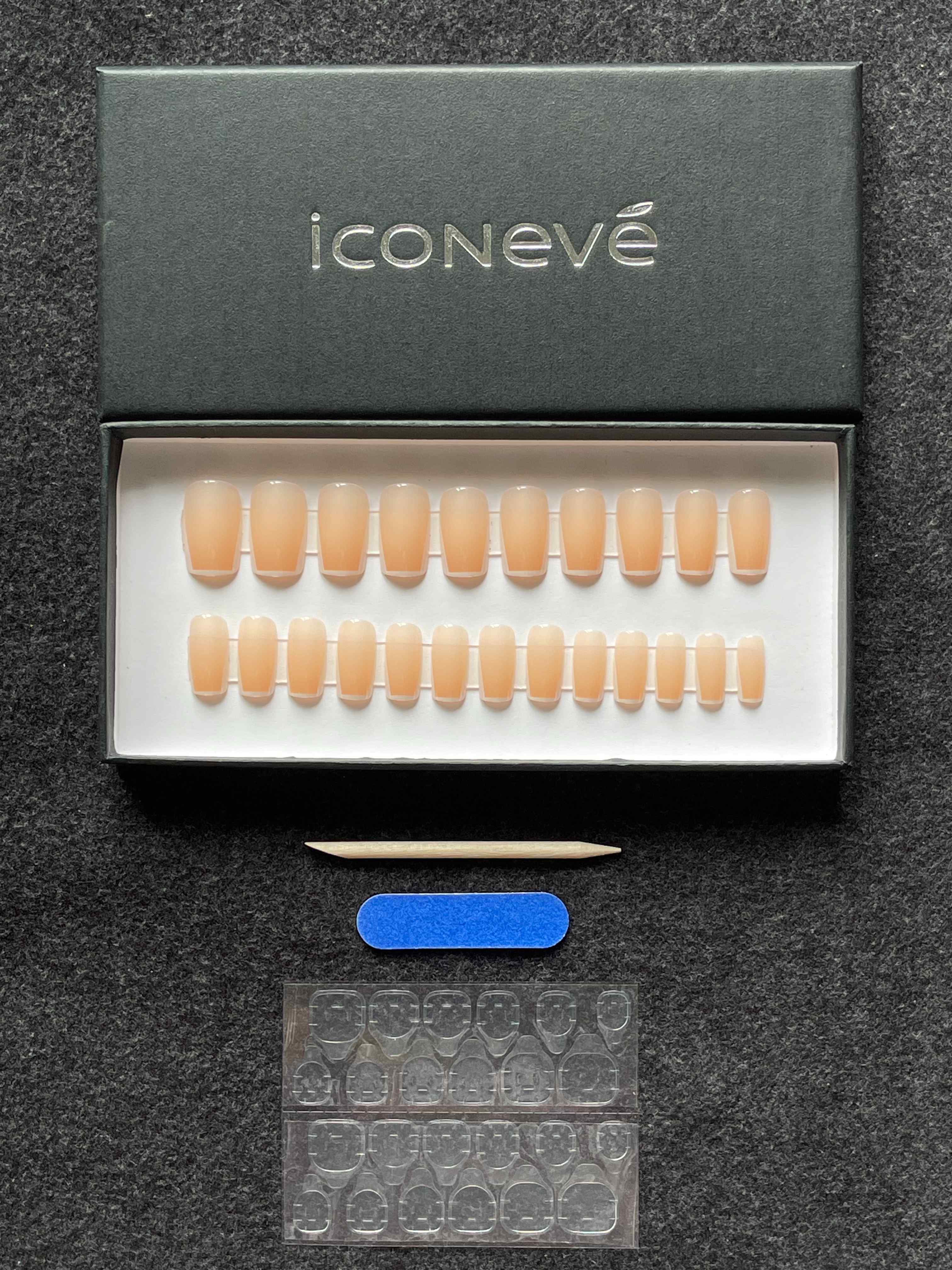 French Finesse - Glossy Square – ICONEVE