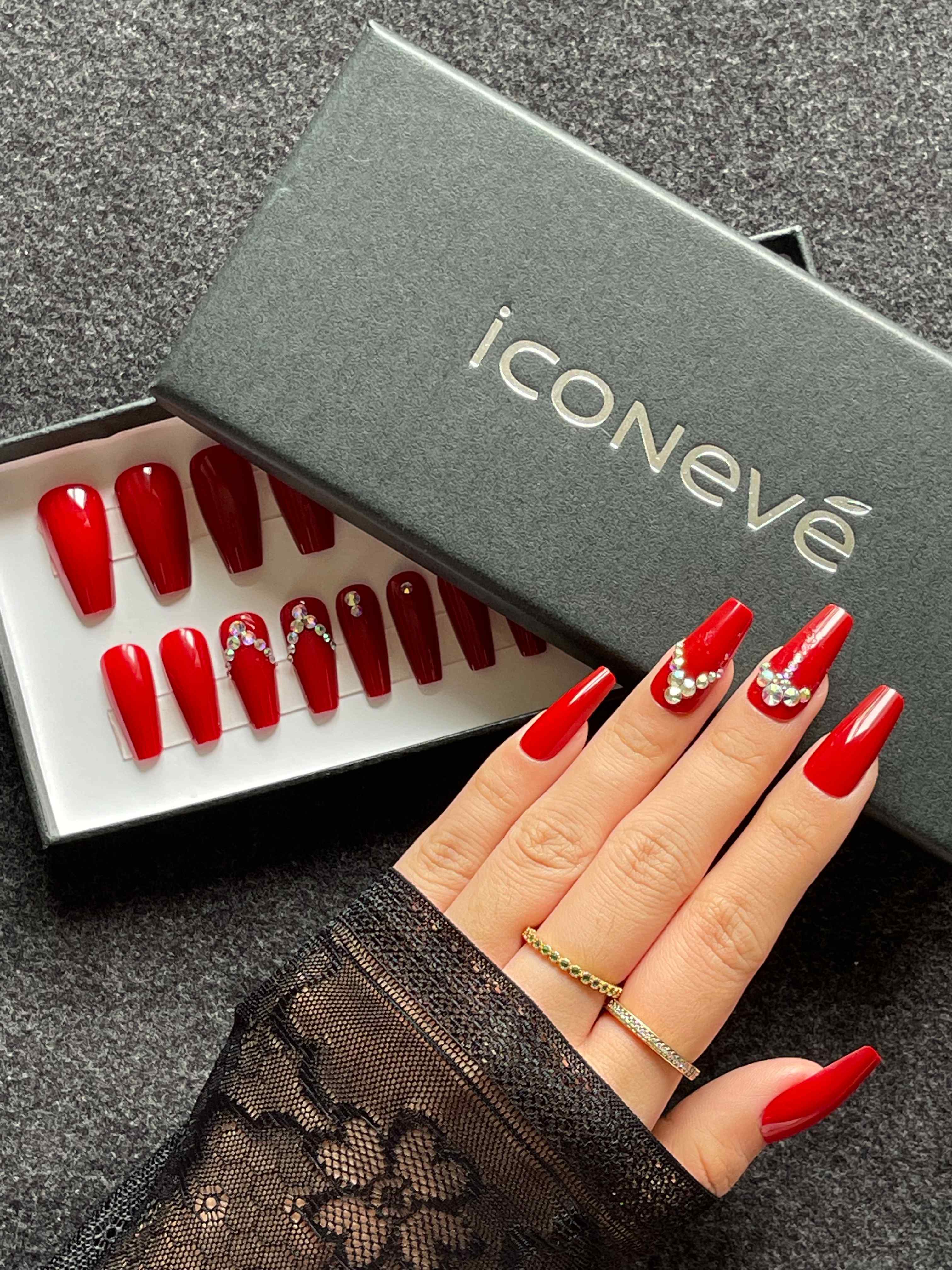 Lipstick Red - Shiny Coffin – ICONEVE
